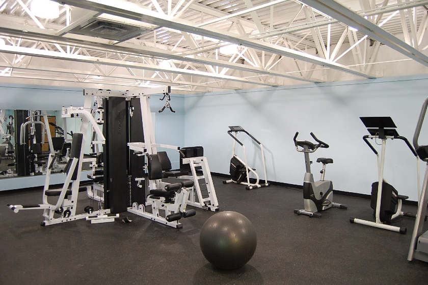 Winter Park Central Reservations Online - Snowblaze Resort & Athletic ...